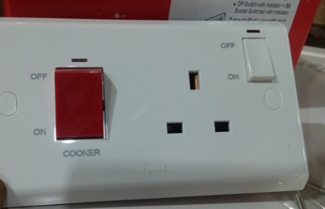 Legrand 3x6 Cooker Switch - White - Newcoolmex